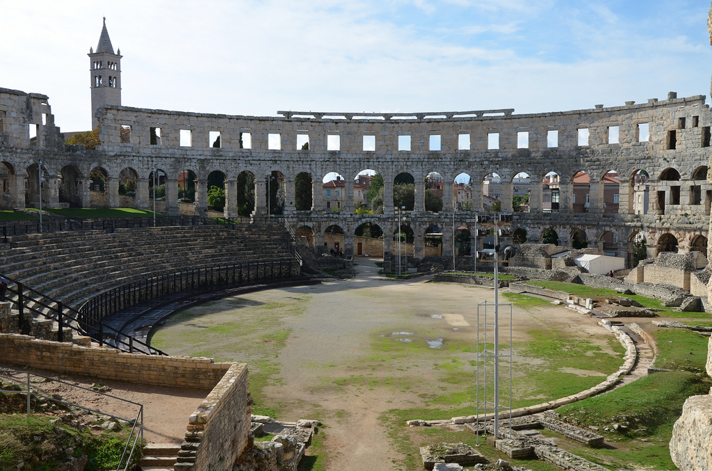 Pula – following hadrian photography