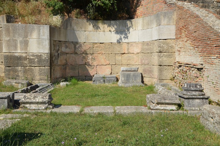 Apollonia (Illyria) – following hadrian photography