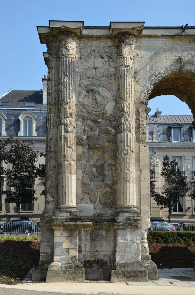 Porte Mars (Reims) – following hadrian photography
