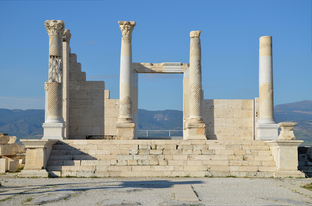 Laodicea on the Lycus – following hadrian photography