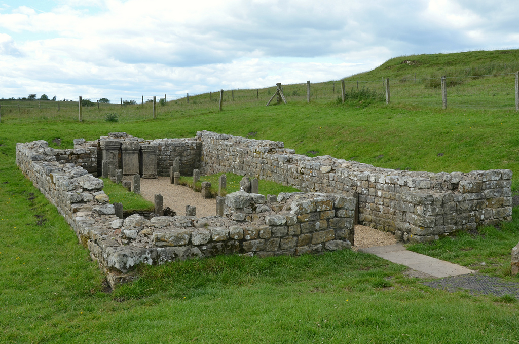 Temple of Mithras, Carrawburgh (Brocolita) – following hadrian photography