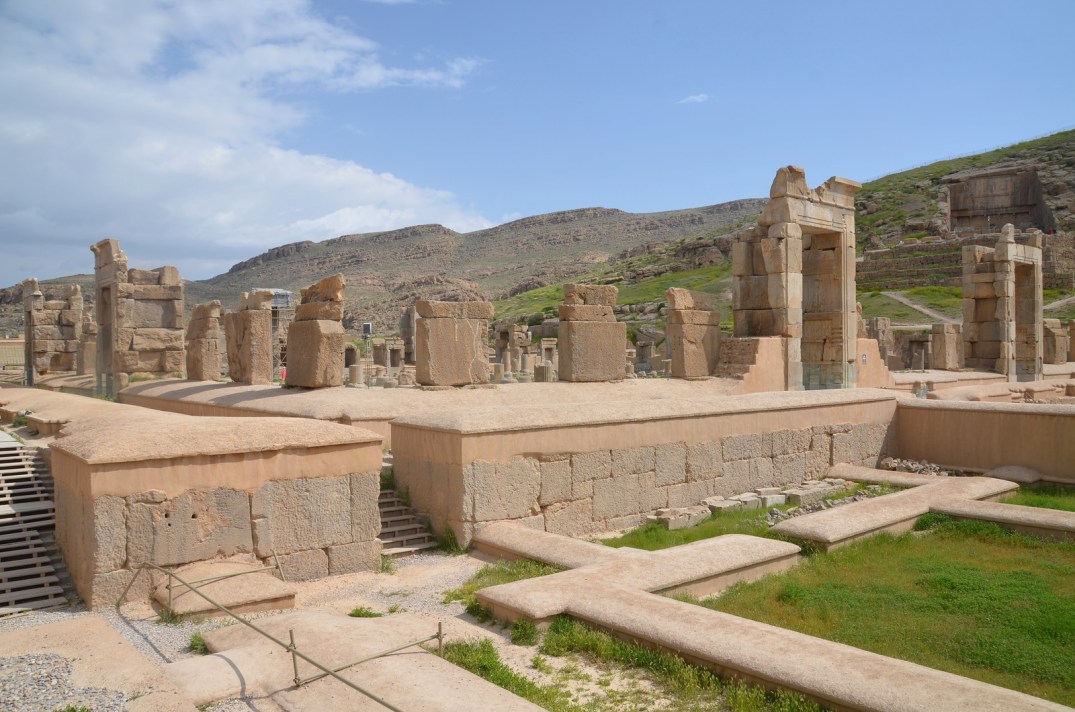 Persepolis – following hadrian photography