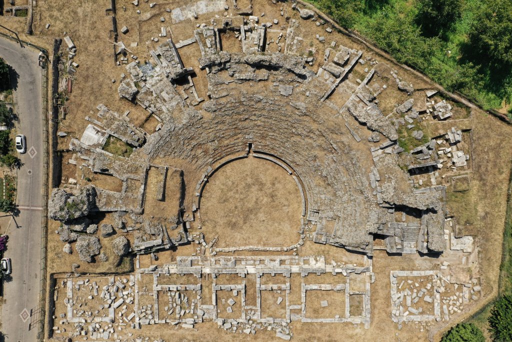Nicaea – following hadrian photography